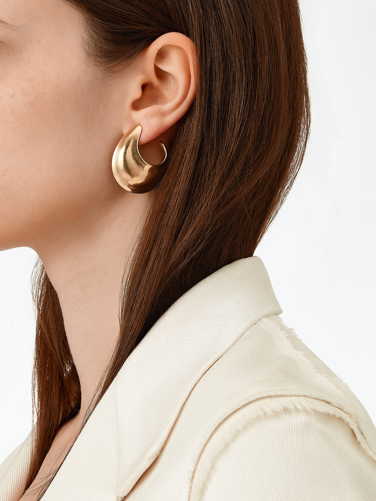 By Pariah Sabine Hoops Medium recycled 14K Gold Vermeil